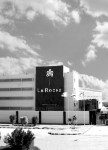 La Roche Furniture – لاروش للاثاث